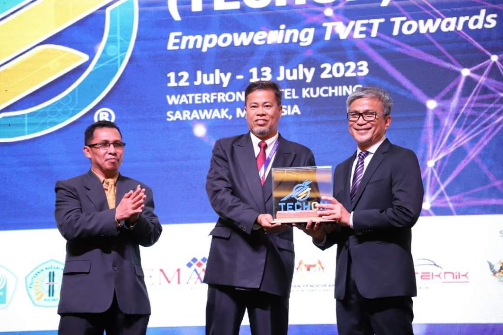 Prestasi Luar Biasa Politeknik Negeri Nunukan sebagai Main Organizers ... Prestasi Luar Biasa Politeknik Negeri Nunukan sebagai Main Organizers ...