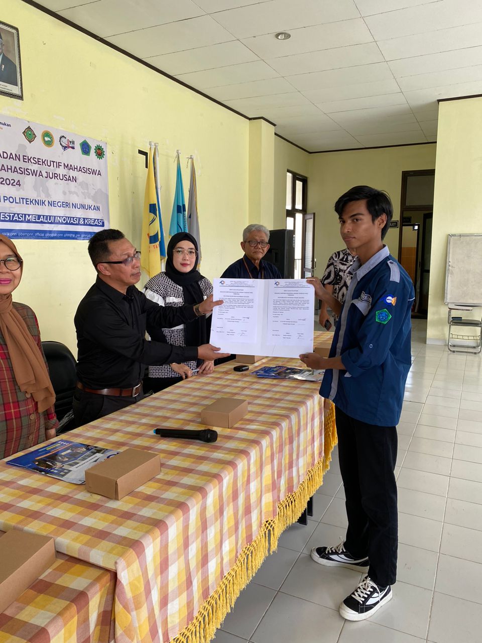 Pelantikan Pengurus BEM dan HMJ Politeknik Negeri Nunukan 2023-2024 - PNN