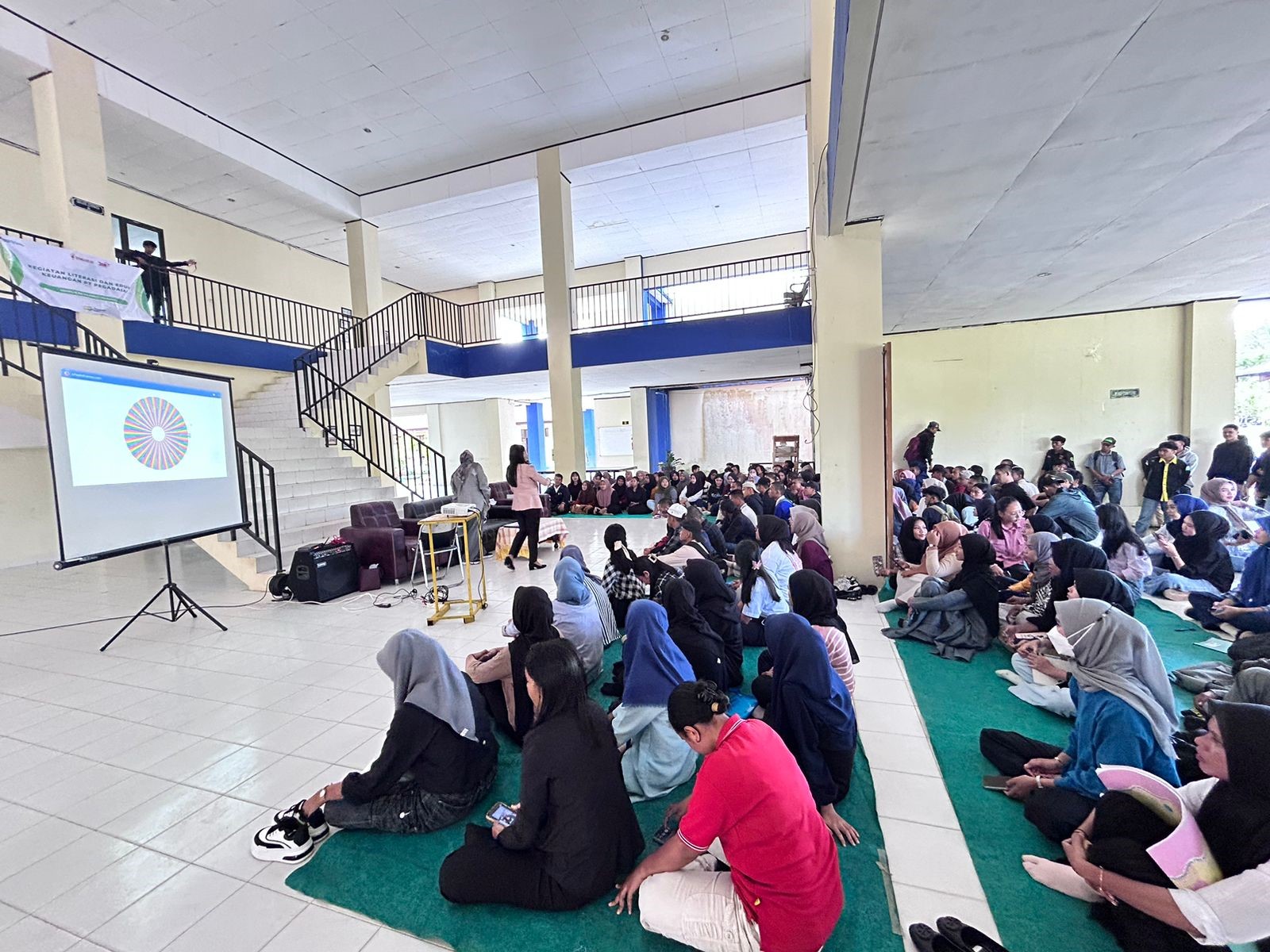 Antusias Mahasiswa PNN Ikuti Sosialisasi Pegadaian - PNN